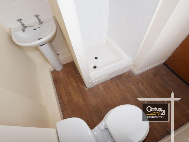 |Ref: R152195|, Mede House, Salisbury Street, Southampton SO15 2TZ Century 21 United Kingdom