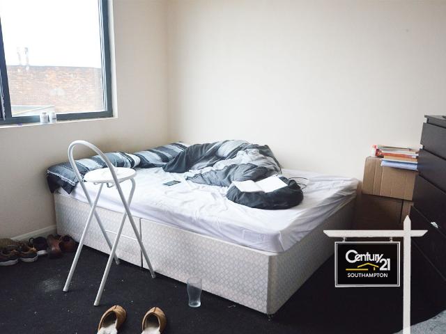 |Ref: R152585|, Mede House, Salisbury Street, Southampton, SO15 2TZ Century 21 United Kingdom