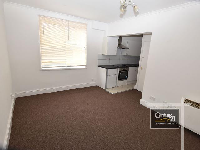 |Ref: R153568|, Terminus Terrace, Southampton, SO14 3BZ Century 21 United Kingdom