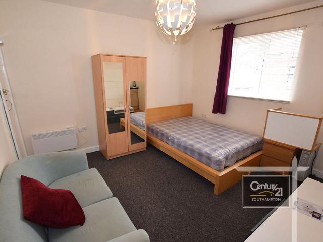 |Ref: R153888|, St. Mary Street, Southampton SO14, Studio to rent, £625 pcm | PrimeLocation