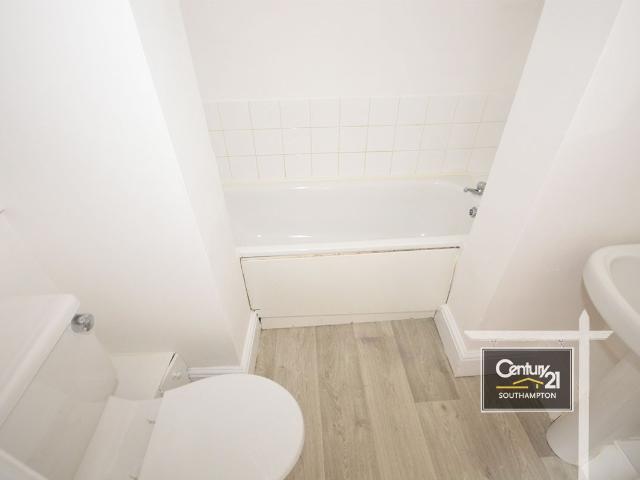 |Ref: R154281|, Terminus Terrace, Southampton, SO14 3BZ Century 21 United Kingdom