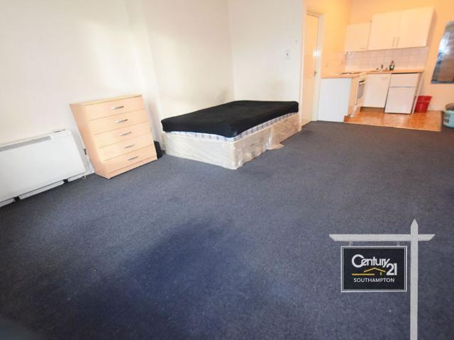 |Ref: R154453|, Portswood Road, Southampton SO17, Studio to rent, £725 pcm | PrimeLocation