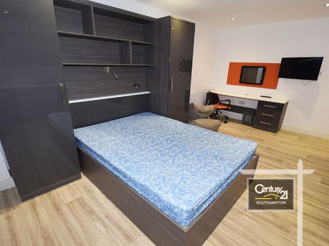 |Ref: R158955|, Andromeda House, Southampton Street, Southampton SO15, Studio to rent, £875 pcm | PrimeLocation
