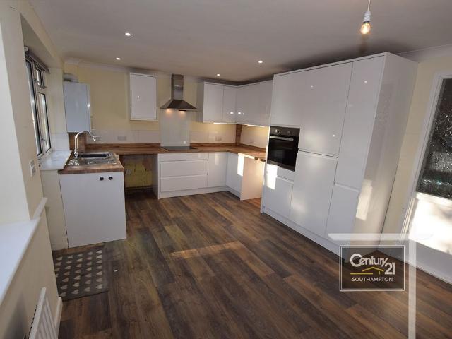 |Ref: R164519|, Bealing Close, Southampton SO16, 3 bed terraced house to rent, £1,450 pcm | PrimeLocation