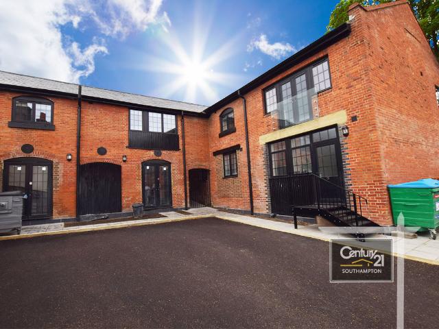 |Ref: R169523|, Rockstone Lane, Southampton, SO14 6JA Century 21 United Kingdom