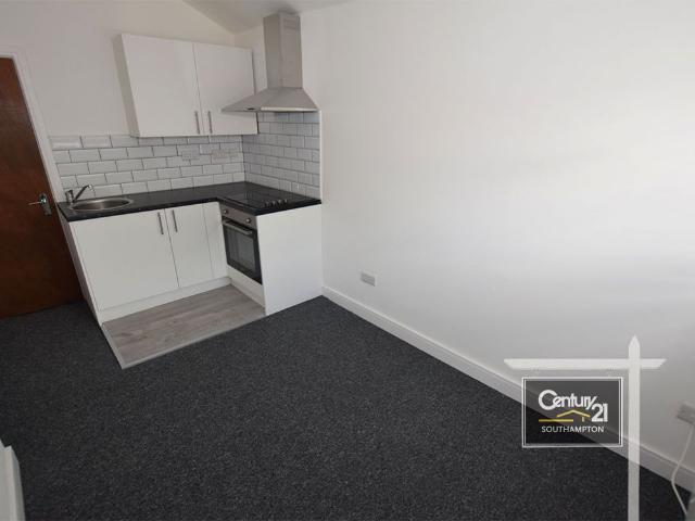 |Ref: R169933|, St. Mary Street, Southampton SO14, 1 bed flat to rent, £775 pcm | PrimeLocation