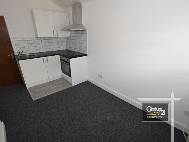 |Ref: R169933|, St. Mary Street, Southampton, SO14 1PG Century 21 United Kingdom