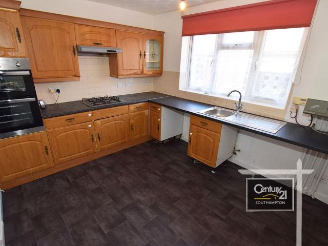 |Ref: R199557|, Broadlands Road, Southampton SO17, 2 bed flat to rent, £1,095 pcm | PrimeLocation