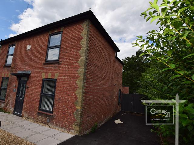 |Ref: R199597|, Winchester Road, Southampton, SO16 6UL Century 21 United Kingdom