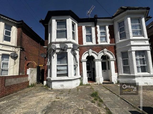 |Ref: R213338|, Denzil Avenue, Southampton, SO14 0LN Century 21 United Kingdom