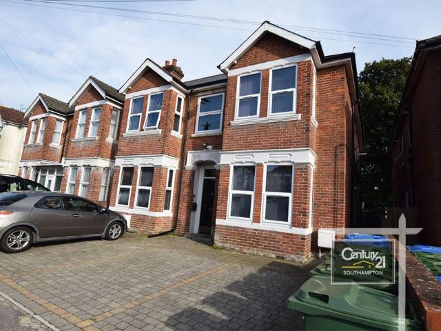 |Ref: R213678|, Suffolk Avenue, Southampton SO15, 2 bed flat to rent, £1,250 pcm | PrimeLocation