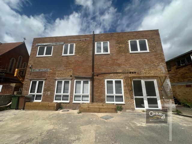 |Ref: R213943|, Leigh Road, Eastleigh, SO50 9DF Century 21 United Kingdom