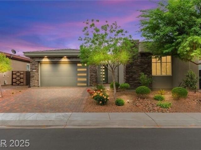 Reflection Cove Dr, Henderson, Home For Sale