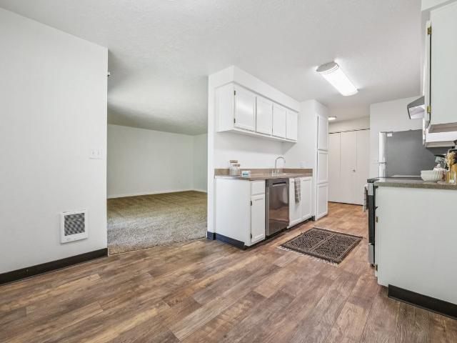 Reflections Hidden Creek Apartments 2 Bedroom Apartment for Rent at 6701 Hidden Creek Loop Ne, Keizer, OR 97303 Keizer