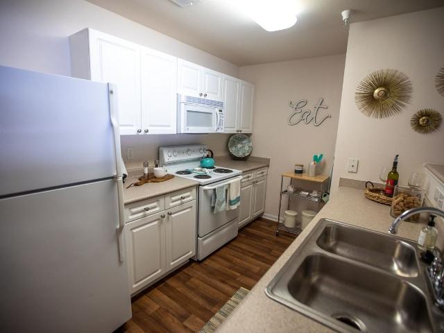 Reflections of West Creek 3 Bedroom Apartment for Rent at 4400 Breezy Bay Cir, Henrico, VA 23233