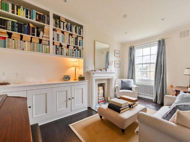 Reform Street, SW11, Battersea. 2 bed flat to rent £3,950 pcm £912 pw
