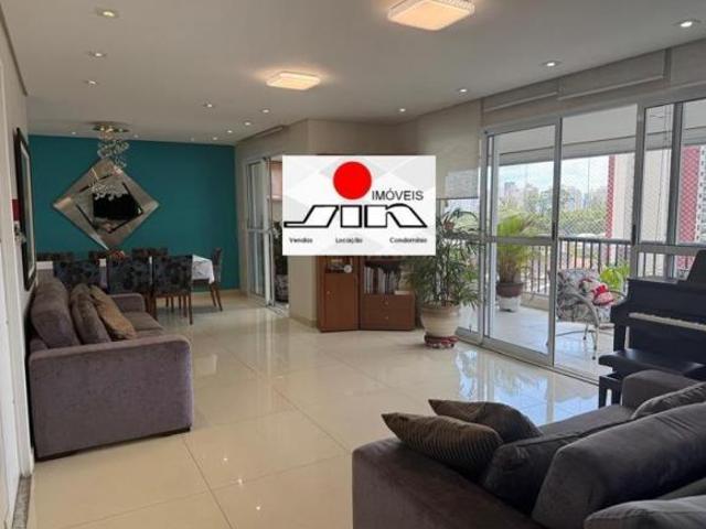 Reforma Completa e 3 Suítes na Mooca | 178m² | 3 Vagas | Condomínio Clube!