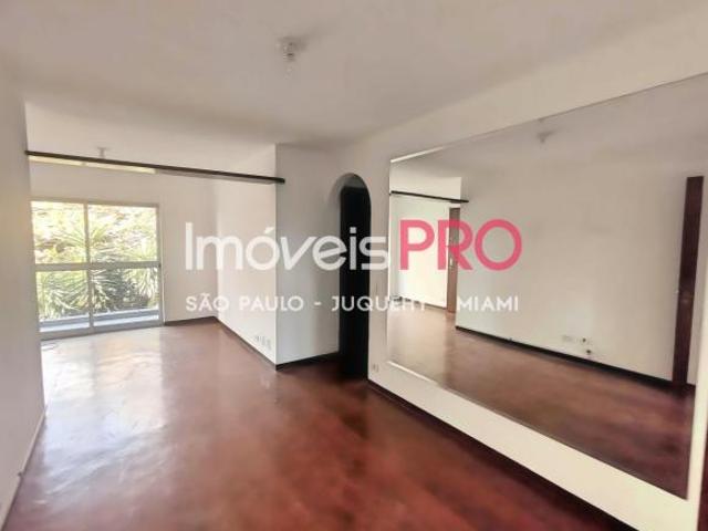 Reformado, com terraço, localização estratégica, oportunidade!