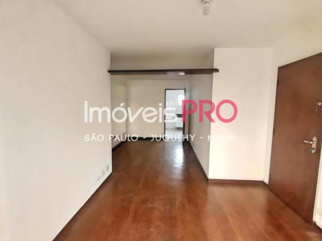 Reformado, com terraço, localização estratégica, oportunidade!
