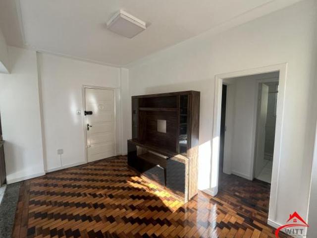 Reformado! Apartamento de 2 quartos no centro de Porto Alegre