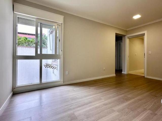 REFORMADO E COM 2 QUARTOS AO LADO DO SHOPPING TOTAL