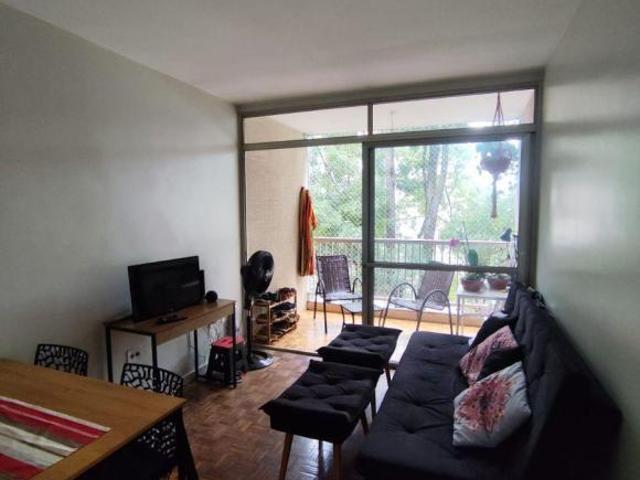 REFORMADO, SALA COM VARANDA, ARMÁRIOS NO QUARTO/COZIHA/BANHEIRO.ESTÁ ALUGADO POR 2.30,00 ATÉ 08/2026