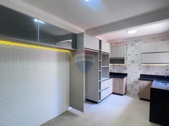 REFORMADA TODA NA LAJE COZINHA COM ARMARIOS MODERNOS LEDs E PORCELANATO