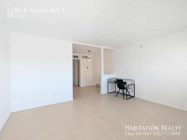 Refreshed 1bed/1bath unit in Feldman's neighborhood, near downtown Tucson and Pima Community College!