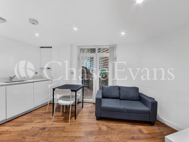 Regal Court, 169 Malvern Road. 2 bed flat to rent £1,950 pcm £450 pw