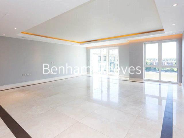 Regatta Lane, London W6, 3 bed flat to rent, £7,000 pcm | PrimeLocation