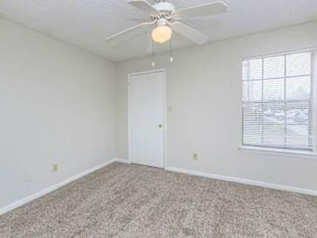 Regency Gardens 2 Bedroom Apartment for Rent at 4401 Thornbriar Ln, Orlando, FL 32822 South Semoran
