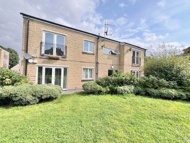 Regency Gardens, Halifax HX2, 2 bed flat to rent, £650 pcm | PrimeLocation