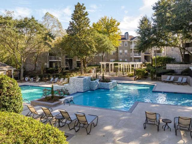 Regency Gates 2 Bedroom Apartment for Rent at 5700 Grelot Rd, Mobile, AL 36609 Berkleigh