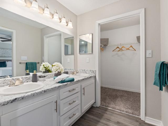 Regency Gates 3 Bedroom Apartment for Rent at 5700 Grelot Rd, Mobile, AL 36609 Berkleigh