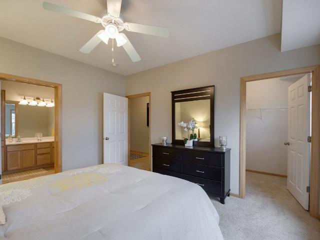 Regency Hill Apartments 2 Bedroom Apartment for Rent at 10751 Retreat Ln, Woodbury, MN 55129