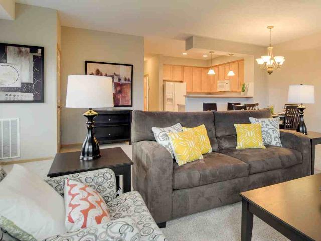 Regency Hill Apartments 2 Bedroom Apartment for Rent at 10751 Retreat Ln, Woodbury, MN 55129