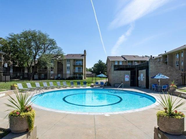 Regency Lakeside Apartment Homes 1 Bedroom Apartment for Rent at 10506 Pacific St, Omaha, NE 68114