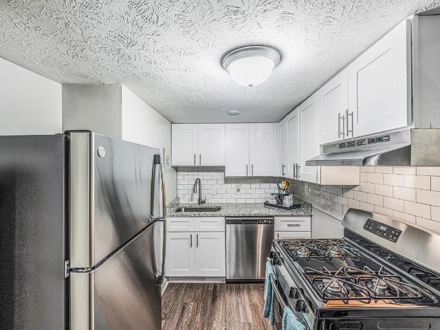 Regency Park 1 Bedroom Apartment for Rent at 3200 Desert Dr, East Point, GA 30344