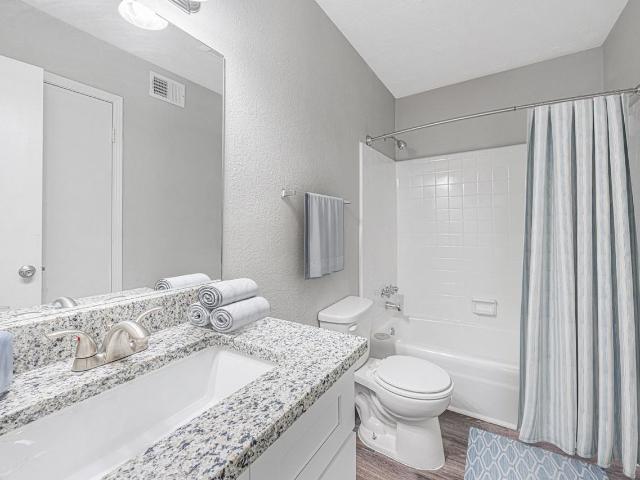 Regency Park 2 Bedroom Apartment for Rent at 3200 Desert Dr, East Point, GA 30344