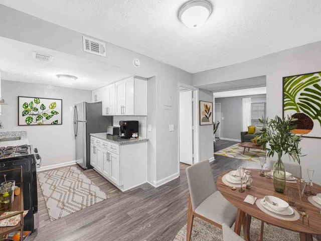 Regency Park Apartments 3 Bedroom Apartment for Rent at 3200 South Desert Drive, East Point, GA 30344