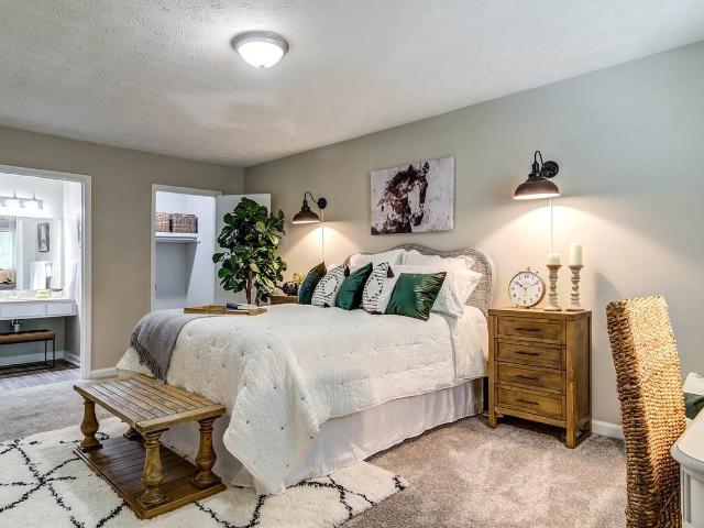 Regency Park Apartments Studio Apartment for Rent at 3200 South Desert Drive, East Point, GA 30344