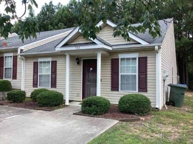 Regency Park Dr
