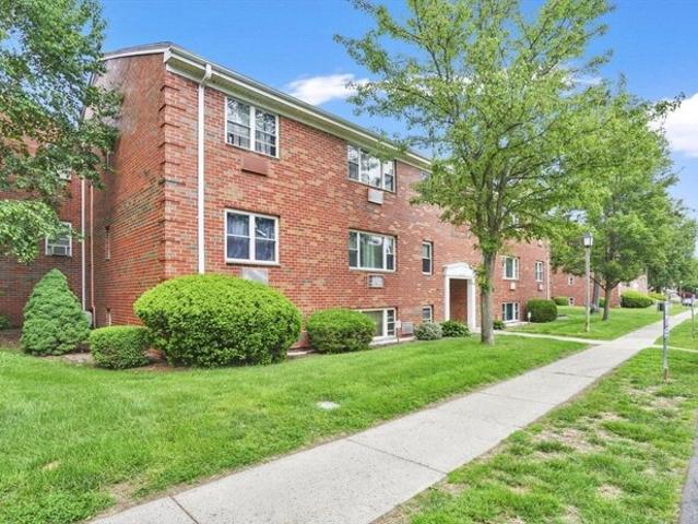 Regency Park Dr Unit,agawam, Condo For Sale