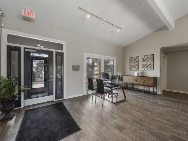 Regency Point Luxury Apartments 2 Bedroom Apartment for Rent at 5477 E 71st St, Tulsa, OK 74136