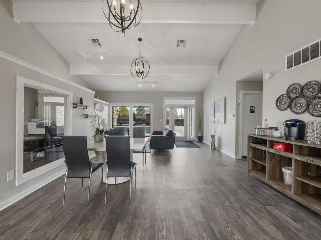 Regency Point Luxury Apartments 2 Bedroom Apartment for Rent at 5477 E 71st St, Tulsa, OK 74136