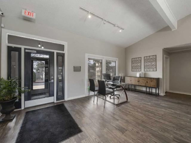 Regency Point Luxury Apartments 2 Bedroom Apartment for Rent at 5477 E 71st St, Tulsa, OK 74136