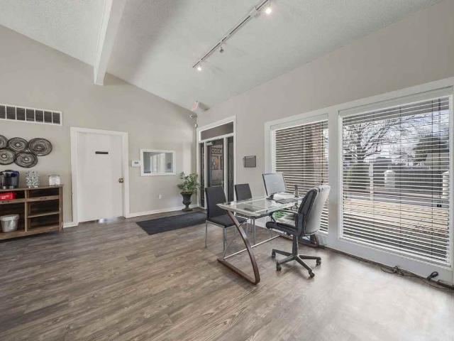 Regency Point Luxury Apartments 2 Bedroom Apartment for Rent at 5477 E 71st St, Tulsa, OK 74136