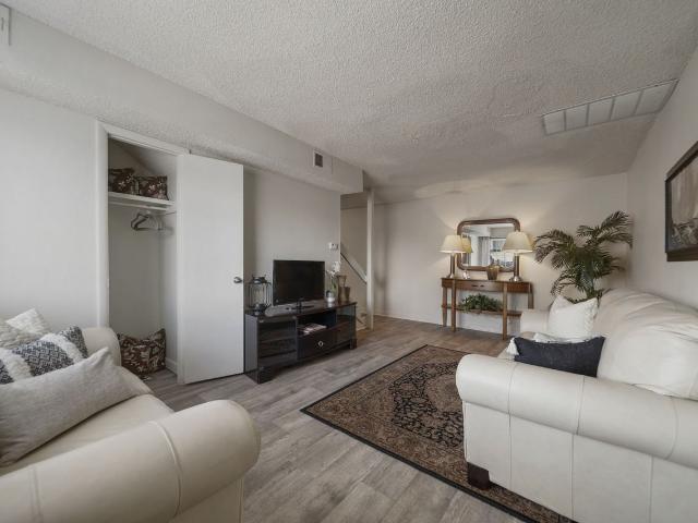 Regency Point Luxury Apartments 3 Bedroom Apartment for Rent at 5477 E 71st St, Tulsa, OK 74136