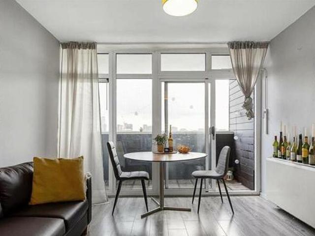 Regency Street, Westminster, 2 Bedroom Flat