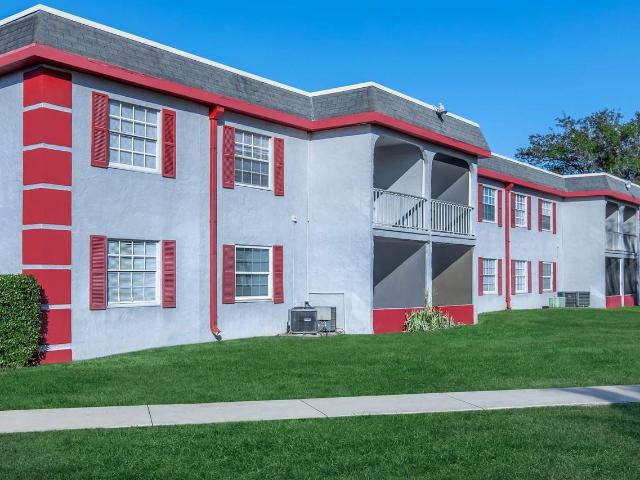 Regency Square Apartments 2 Bedroom Apartment for Rent at 11312 N 15th St, Tampa, FL 33612 North Tampa